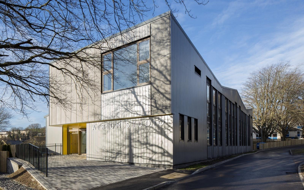 Atrium Studio - Euronit